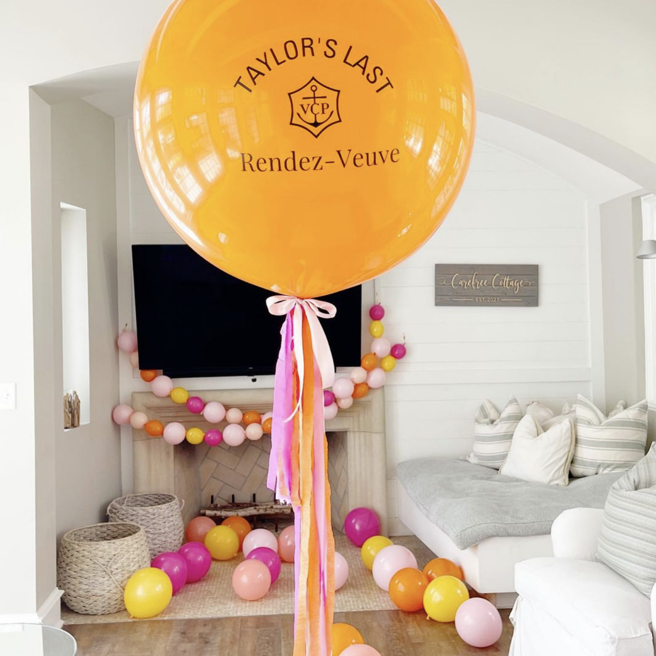 Grab N Go Floor Balloons - Mingle 30A